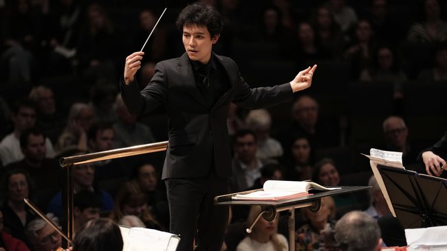 The third Siemens Hallé International Conductors Competition opens for ...